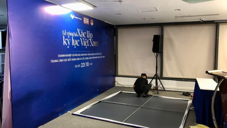 Báo giá thi công backdrop trọn gói A-Z tại HCM 2025 | Will Event
